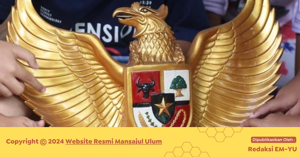 Mengamalkan Nilai Luhur Pancasila di Pesantren - Website Mansajul Ulum
